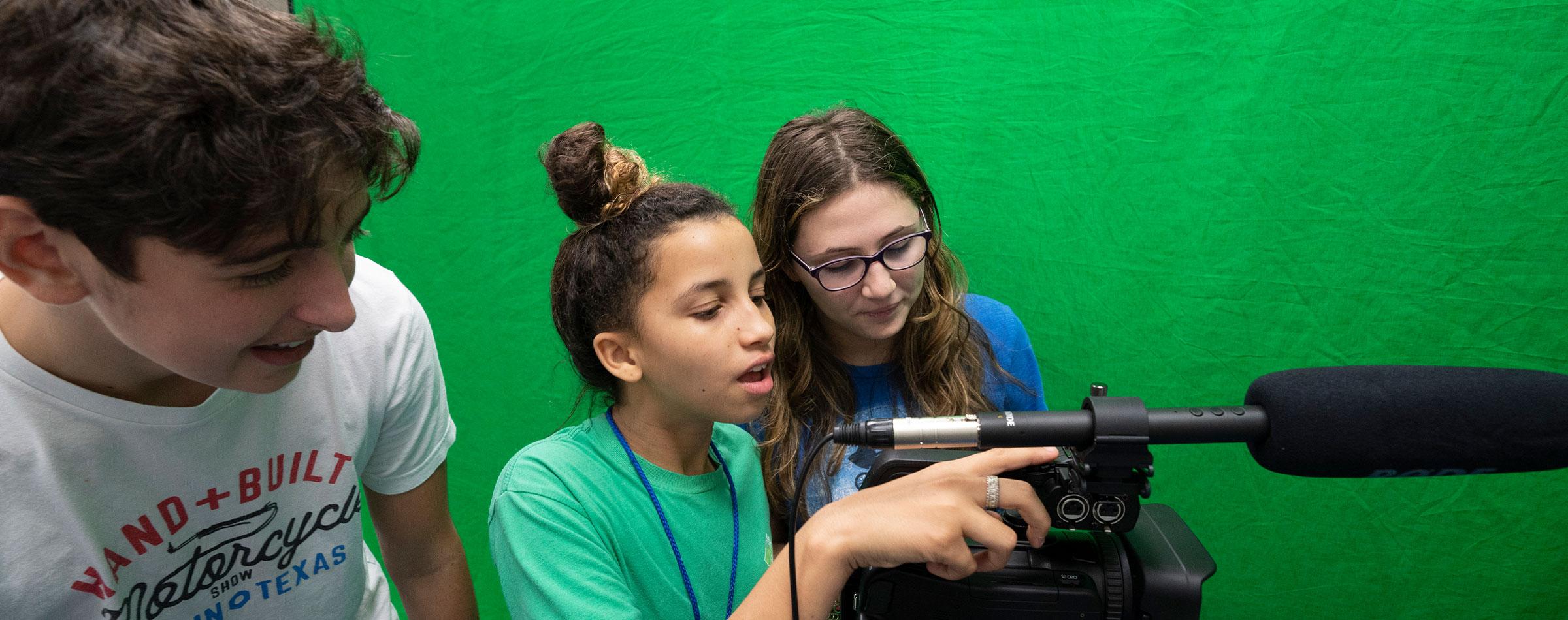 Exploring the What, Where, When, and How on Film | The Lab School